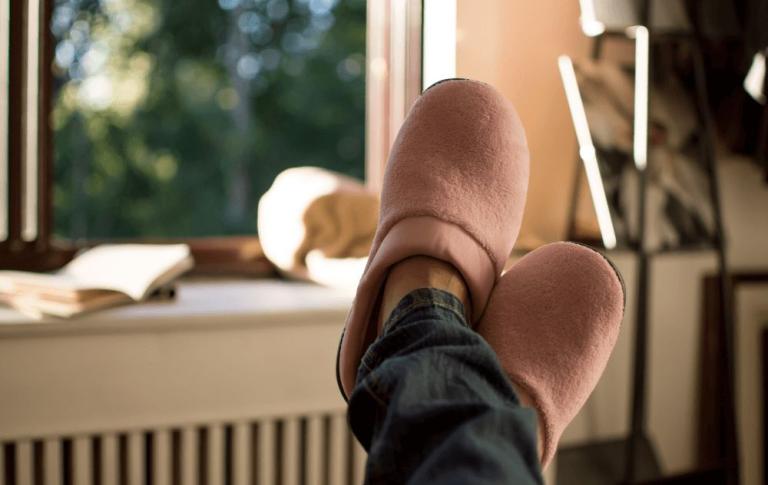 What are the Health Benefits of Elevating Legs?